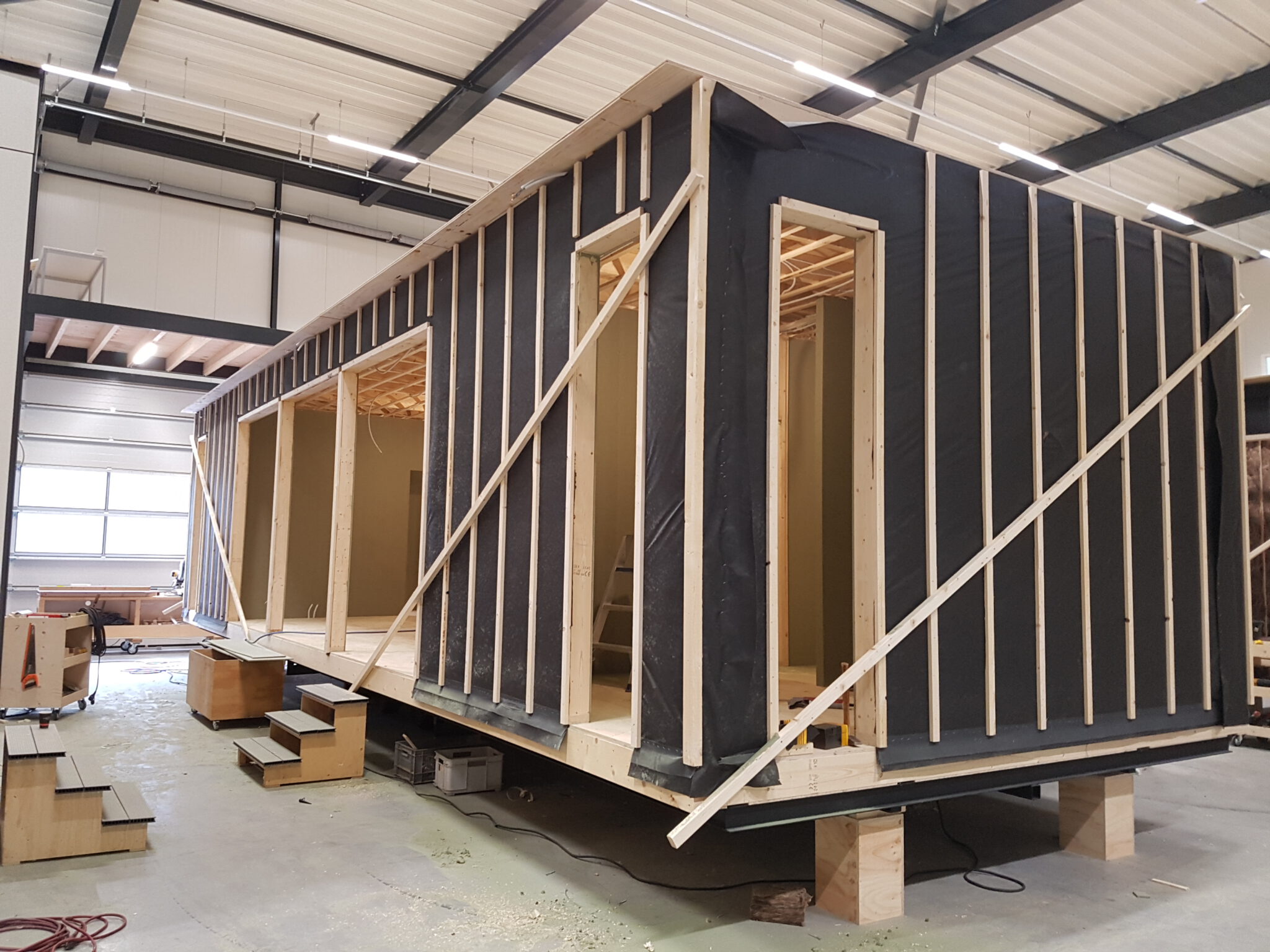 Voordelig en snel een slaapkamer aanbouwen - van Hout Prefab